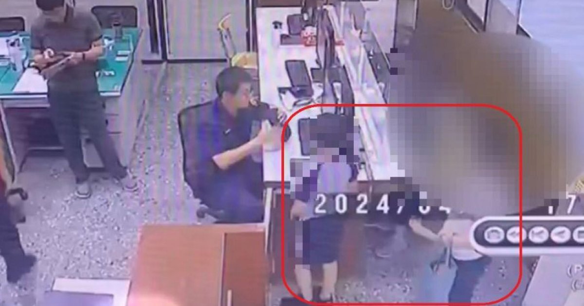 好棒！台中小四男童撿到20多萬 一分不差送派出所還失主 - boMb01